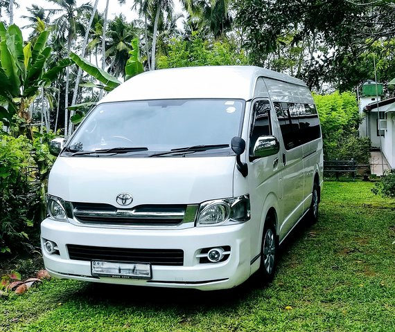 Mini Cabs & Tours